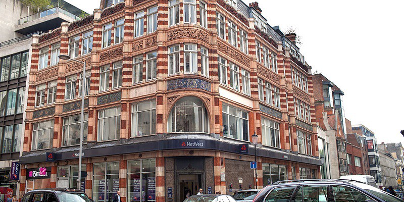 Trường Trung học Ashbourne College | duhocnamphong.vn